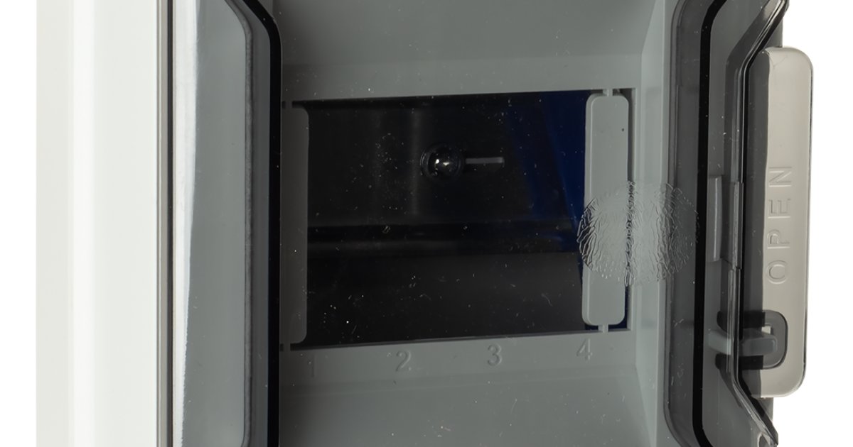 IP65 4mod plastic CU. Transparent door - Lewden